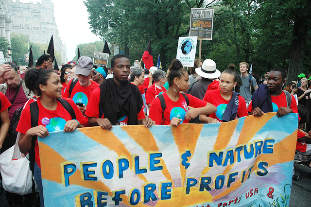 A handy guide to capitalism, socialism and democracy – Communist Party USA