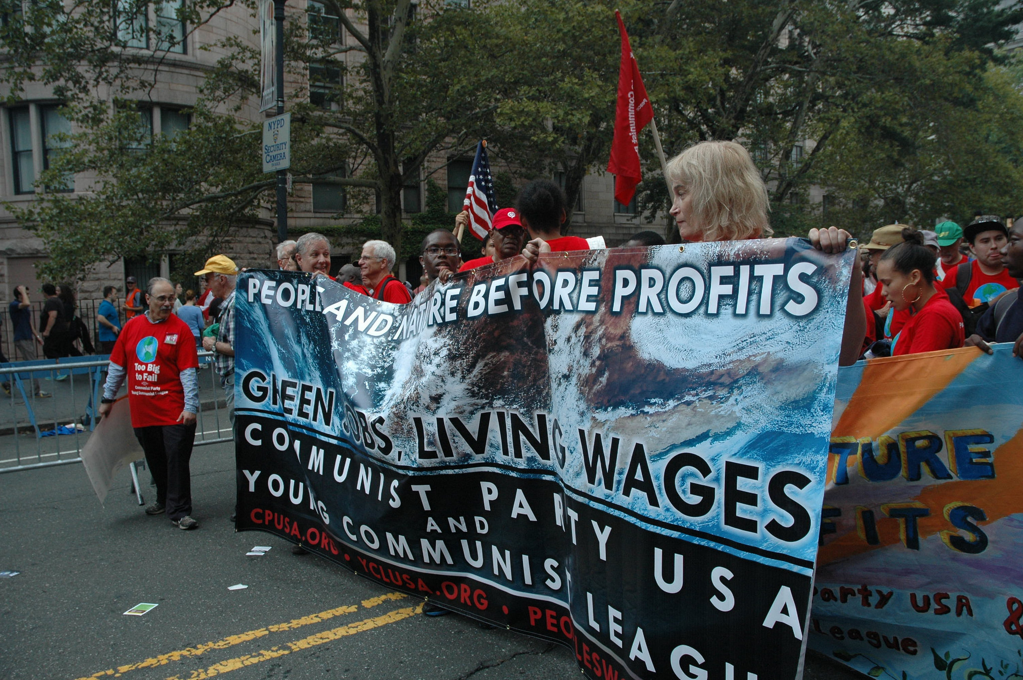 A handy guide to capitalism, socialism and democracy – Communist Party USA