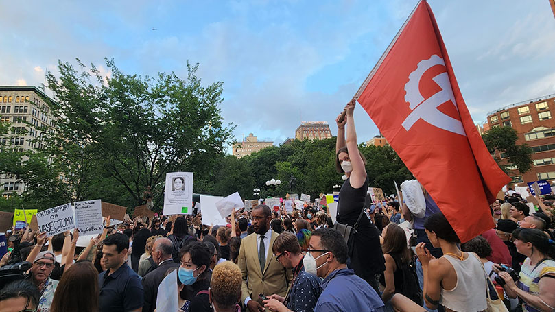 CPUSA and YCL march for abortion rights and LGBTQ equality – Communist ...